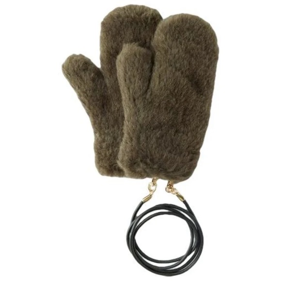 MaxMara | Accessories | Max Mara Labelcut Wool And Alpaca Teddy Fabric ...